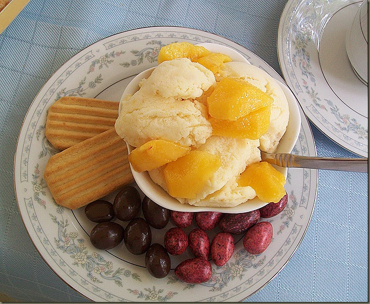 Jadehollow: Tablescape Thursday & Foodie Friday … Tea for Two